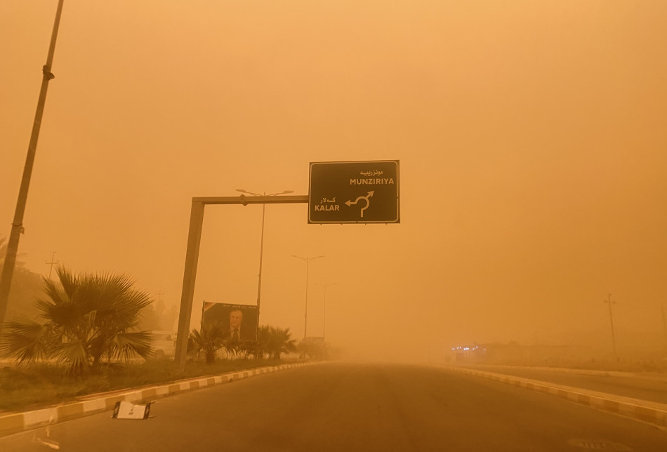 Massive dust storm at the disputed territories