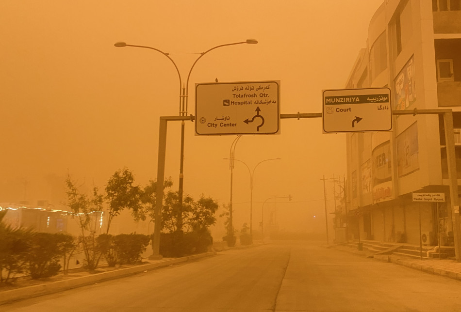Massive dust storm at the disputed territories